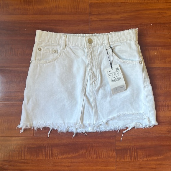 Zara | Skirts | Nwt Zara White Midrise Mini Skirt | Poshmark